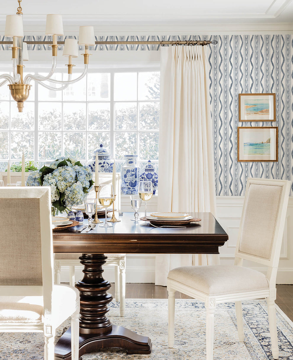AST4349 Erin Gates Rhys IKAT Stripe Wallpaper - Blue – US Wall Decor